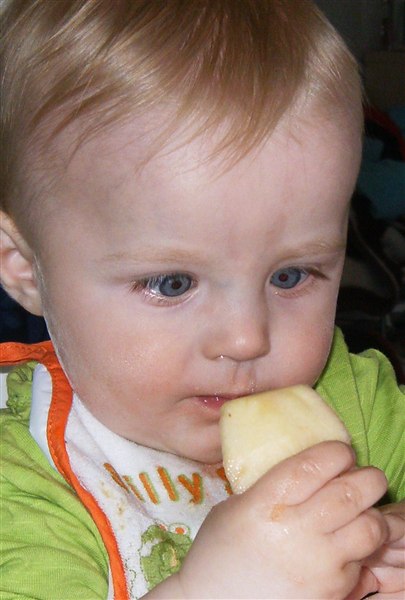 Billedtråd: Kom med billeder af jeres børn der spiser!